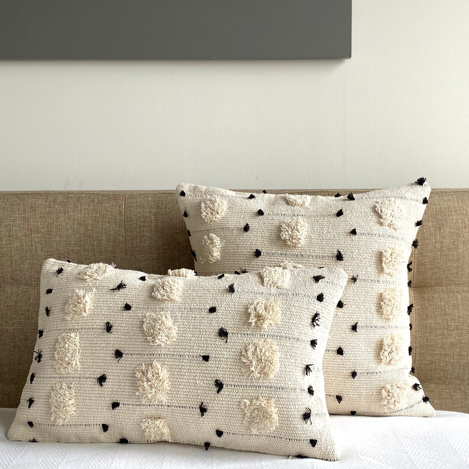 Threaded Swedish Tuft Pillow Cover - 12" x 20"